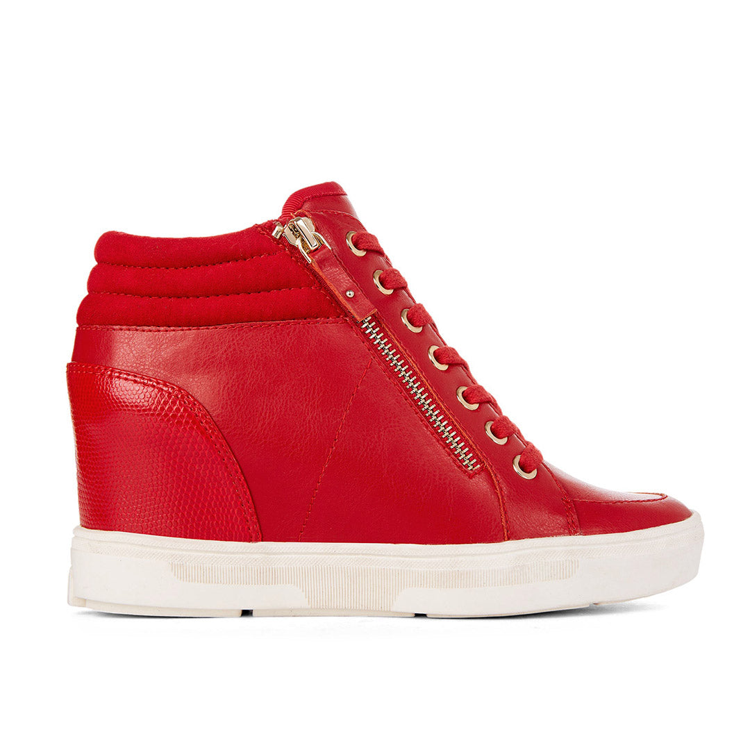 Saturday – Yellow Shoes
